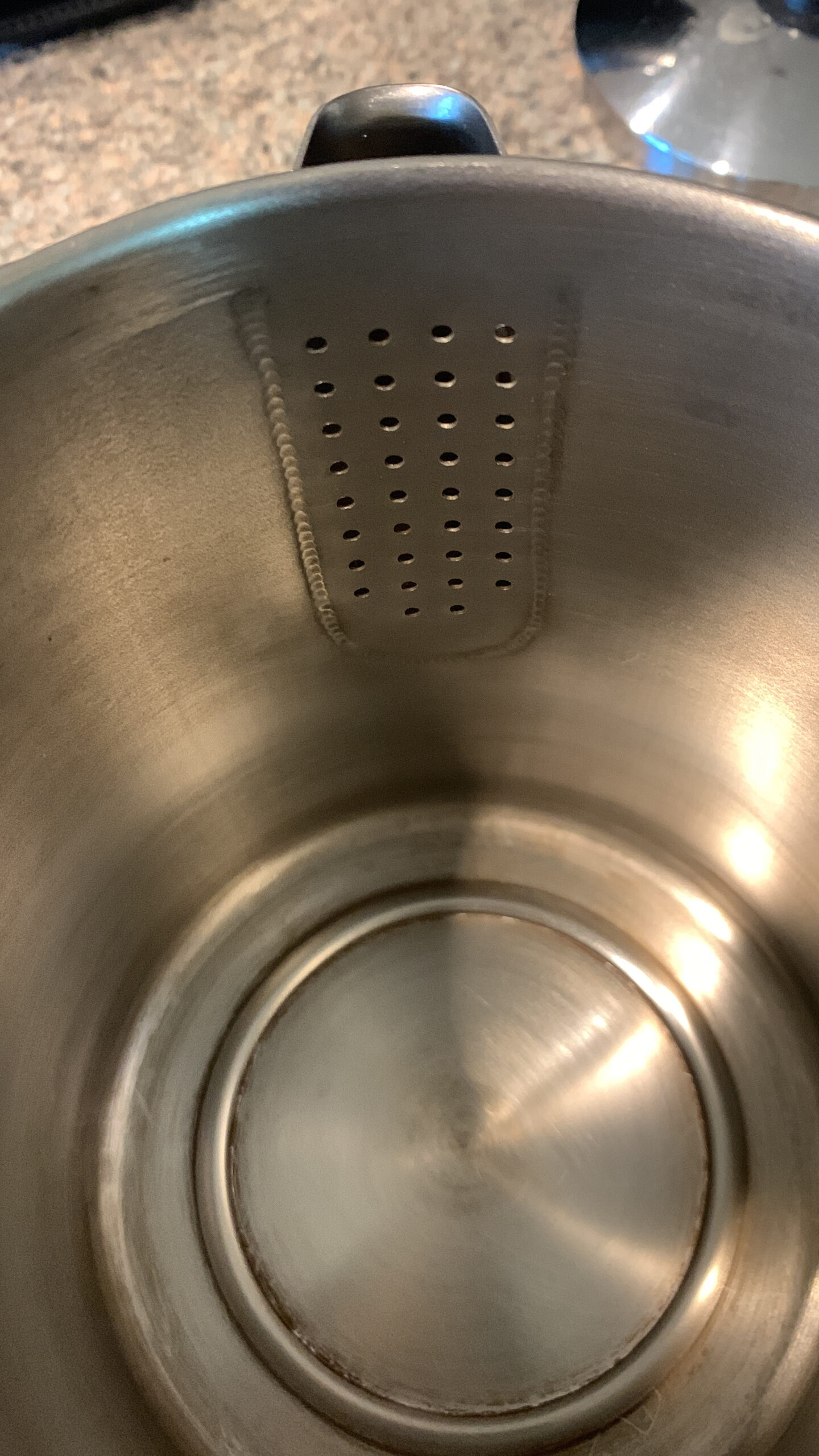 Interesting percolator with some differences, possibly sales sample ...